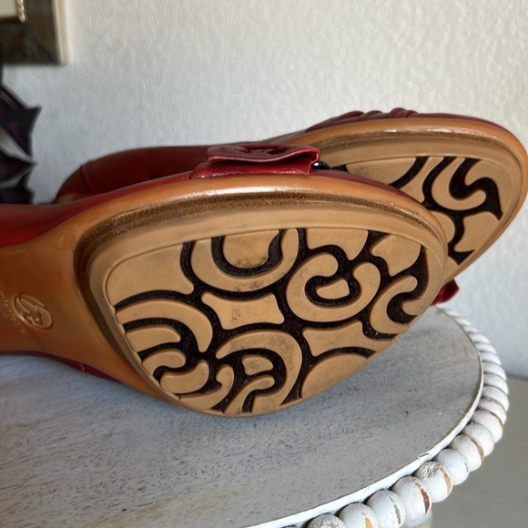 Blondo | Shoes | Comfortable By Blondo Red Leather Pumps New Size ...